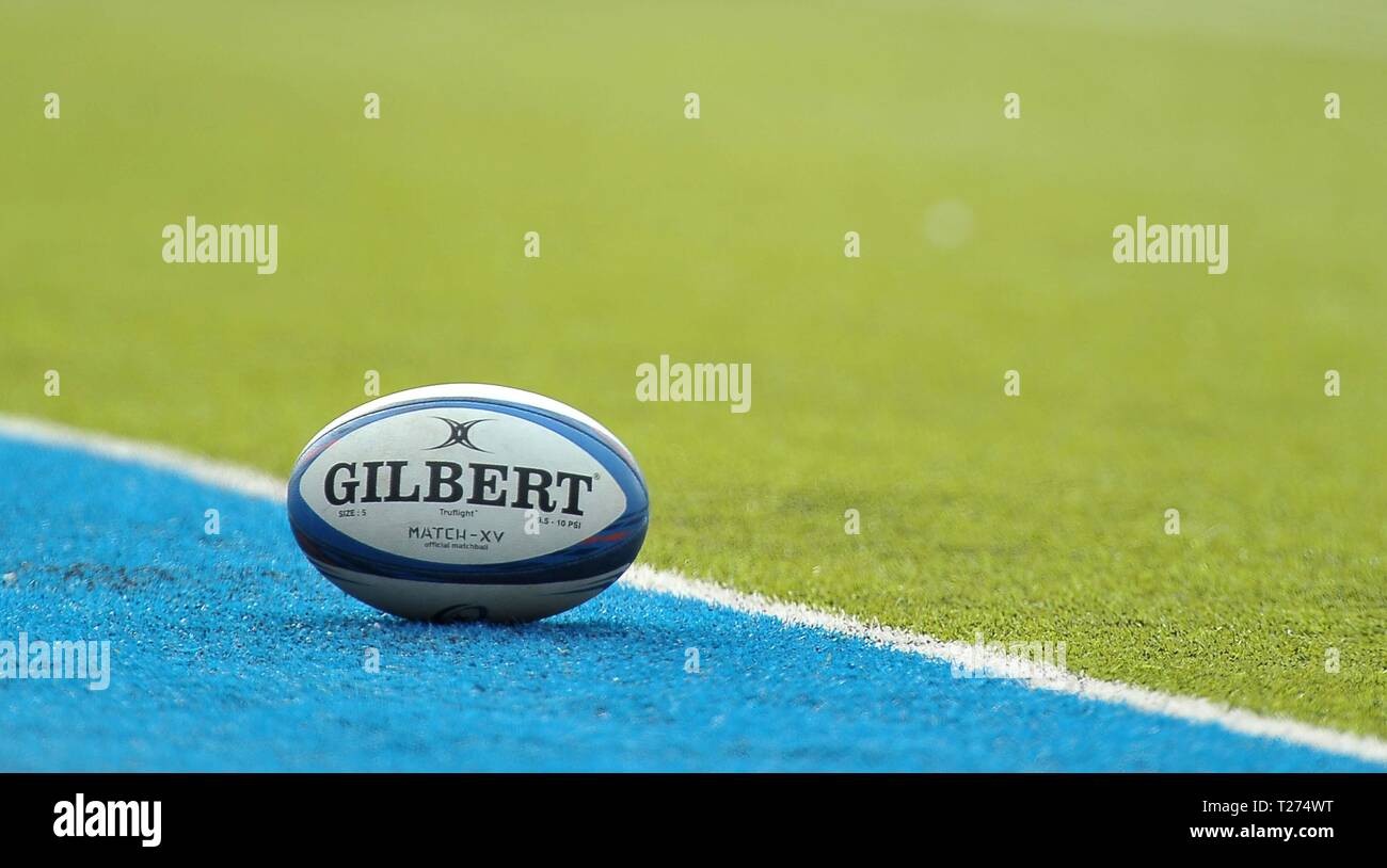 Heineken cup match ball hi-res stock photography and images - Alamy