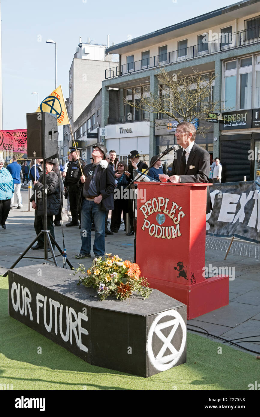 Scientist rebellion protest hi-res stock photography and images - Alamy