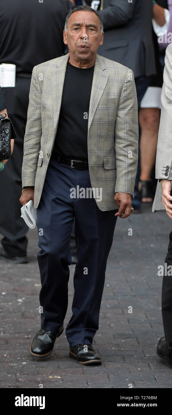 Angel cordero jockey hi-res stock photography and images - Alamy