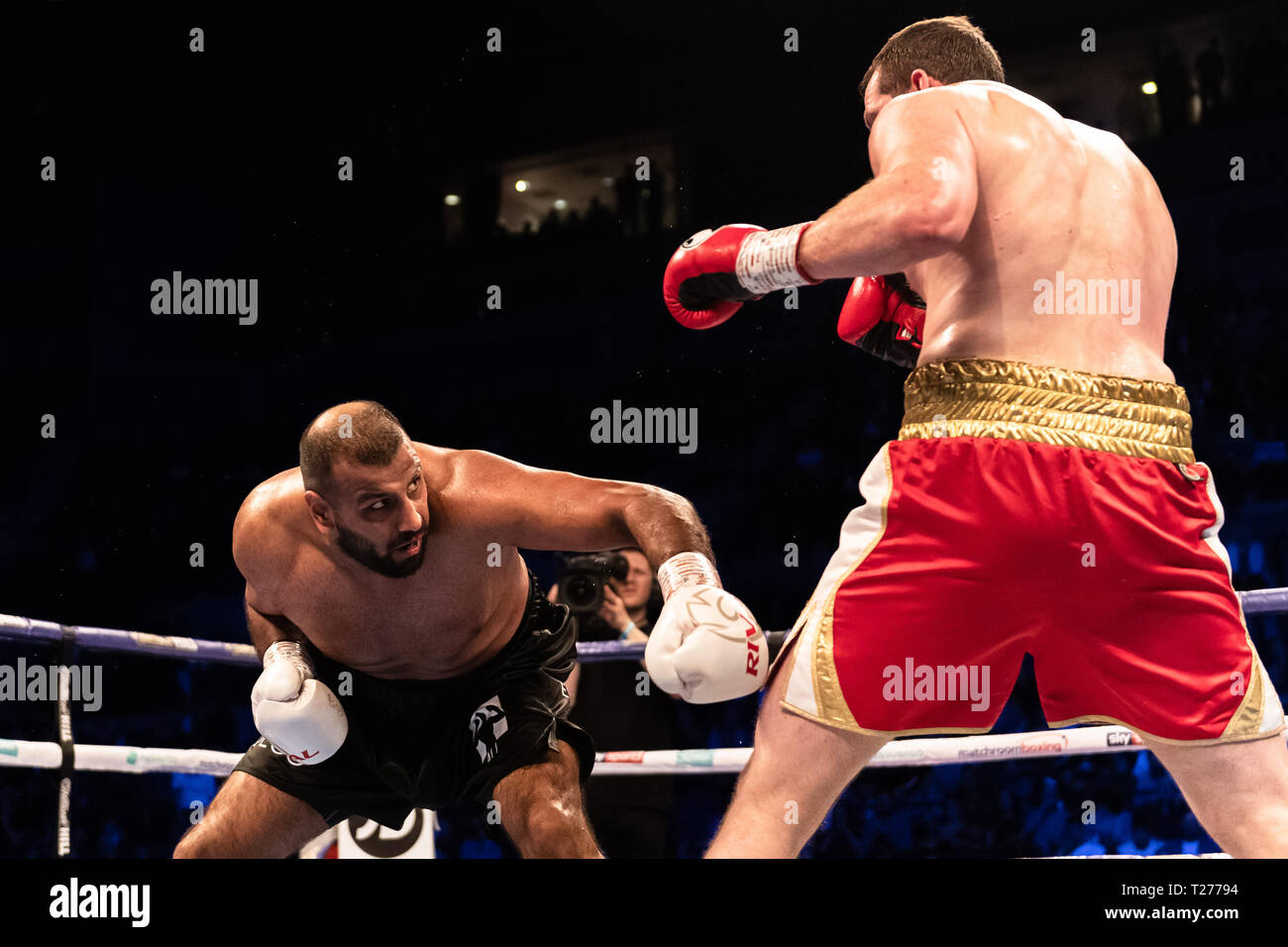 Liverpool, UK. 30th March 2019. David Price vs Kash Ali - Heavyweight ...