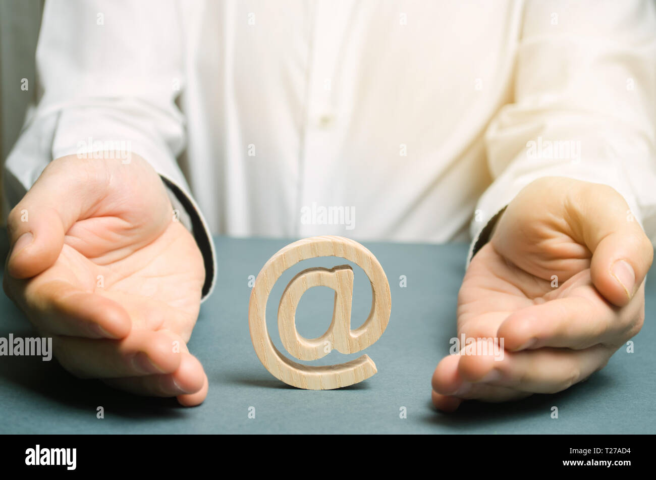 Stick figure business man hi-res stock photography and images - Alamy