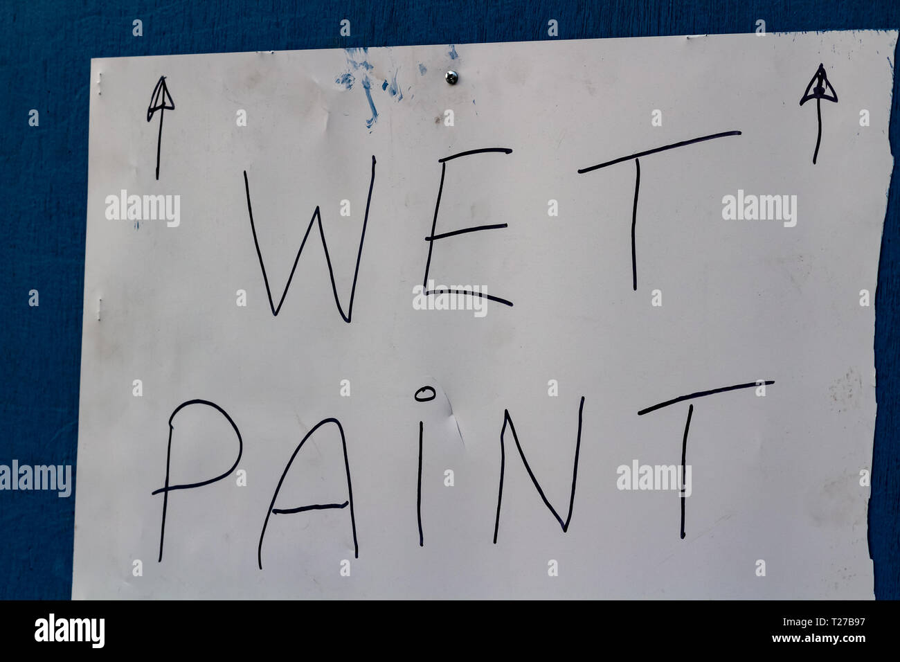 Wet paint warning sign hi-res stock photography and images - Alamy