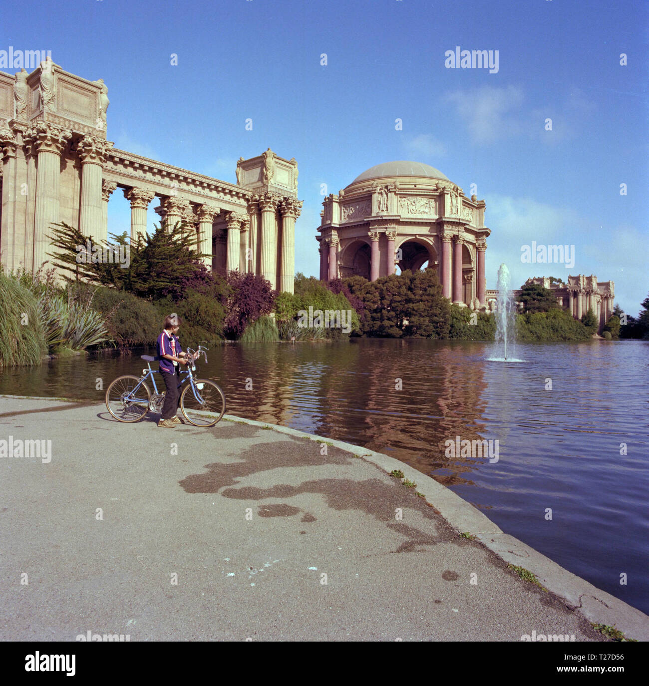 Exploratorium san francisco archival hi-res stock photography and ...