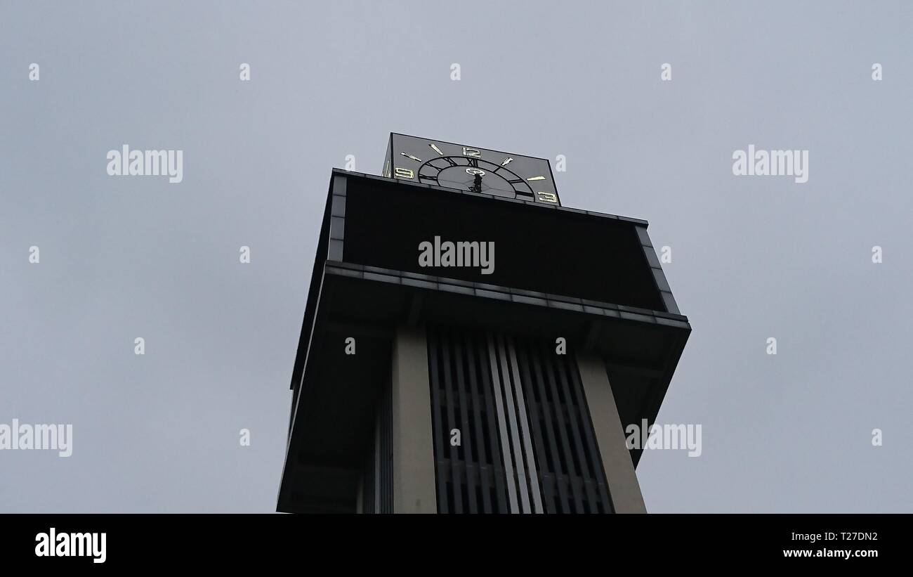Clock buildings hi-res stock photography and images - Alamy