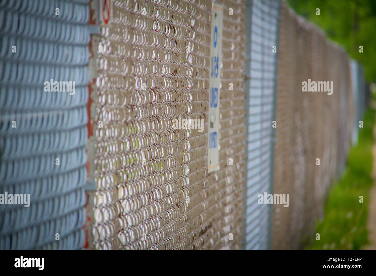 Chain link fences hi-res stock photography and images - Alamy