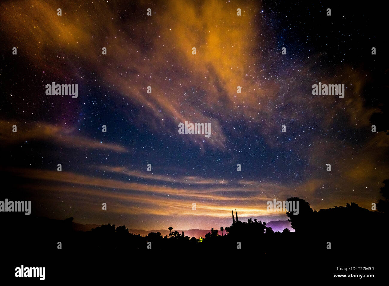 Universe milky way galaxy june hi-res stock photography and images - Alamy