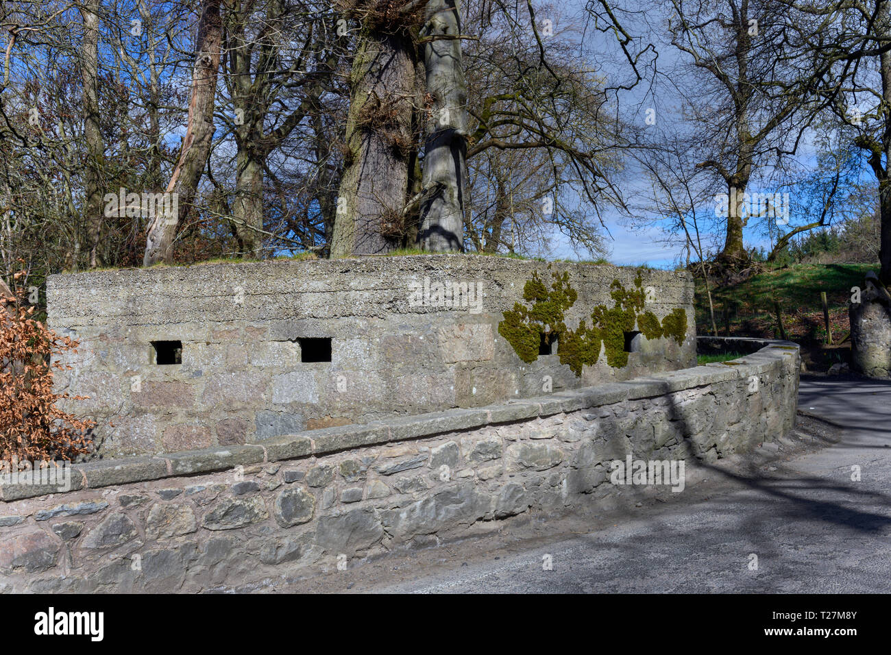 Ww2 river defence uk hi-res stock photography and images - Alamy
