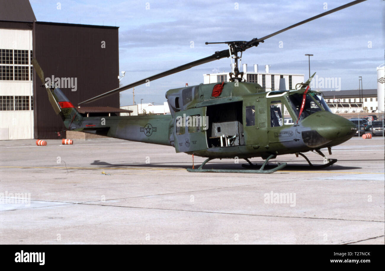 Super huey bell helicopter hi-res stock photography and images - Alamy