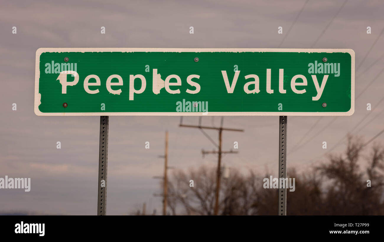 Peeples hi-res stock photography and images - Alamy