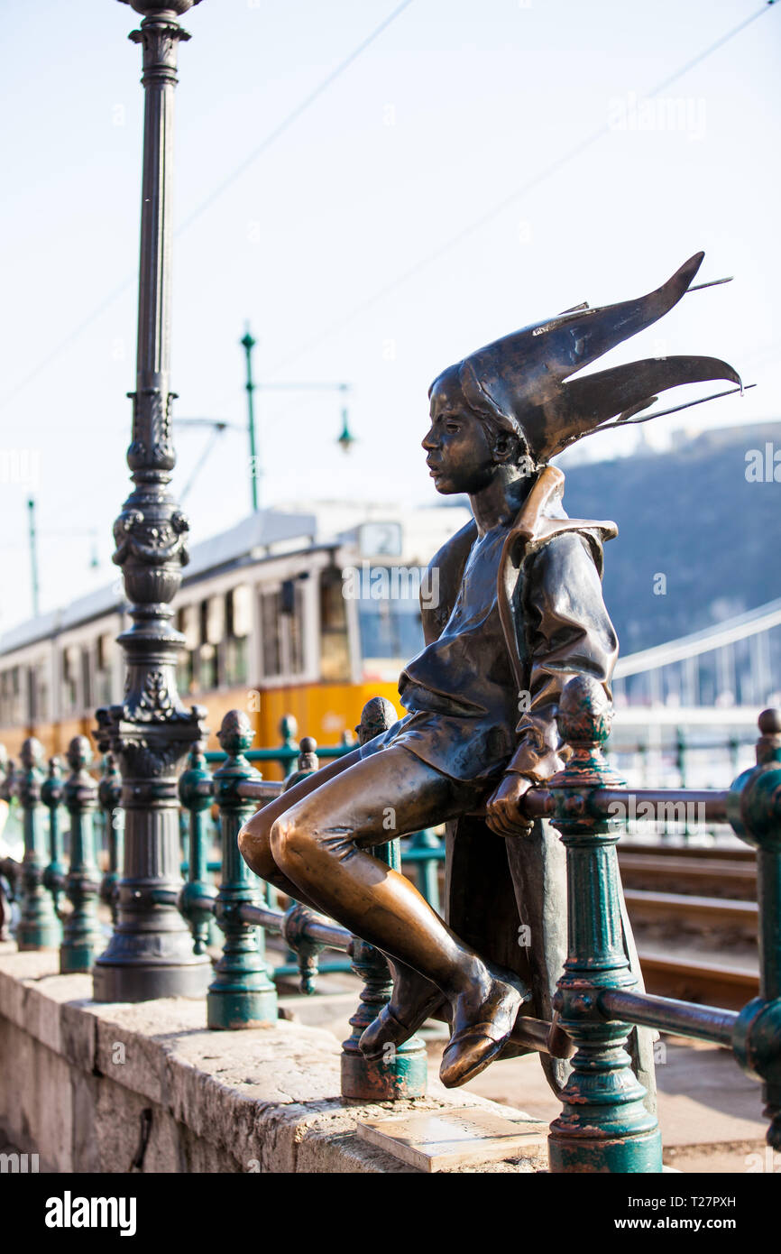 BUDAPEST, HUNGARY - APRIL, 2018: The famous Little Princess statue ...