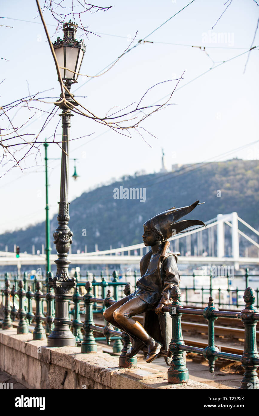 BUDAPEST, HUNGARY - APRIL, 2018: The famous Little Princess statue ...