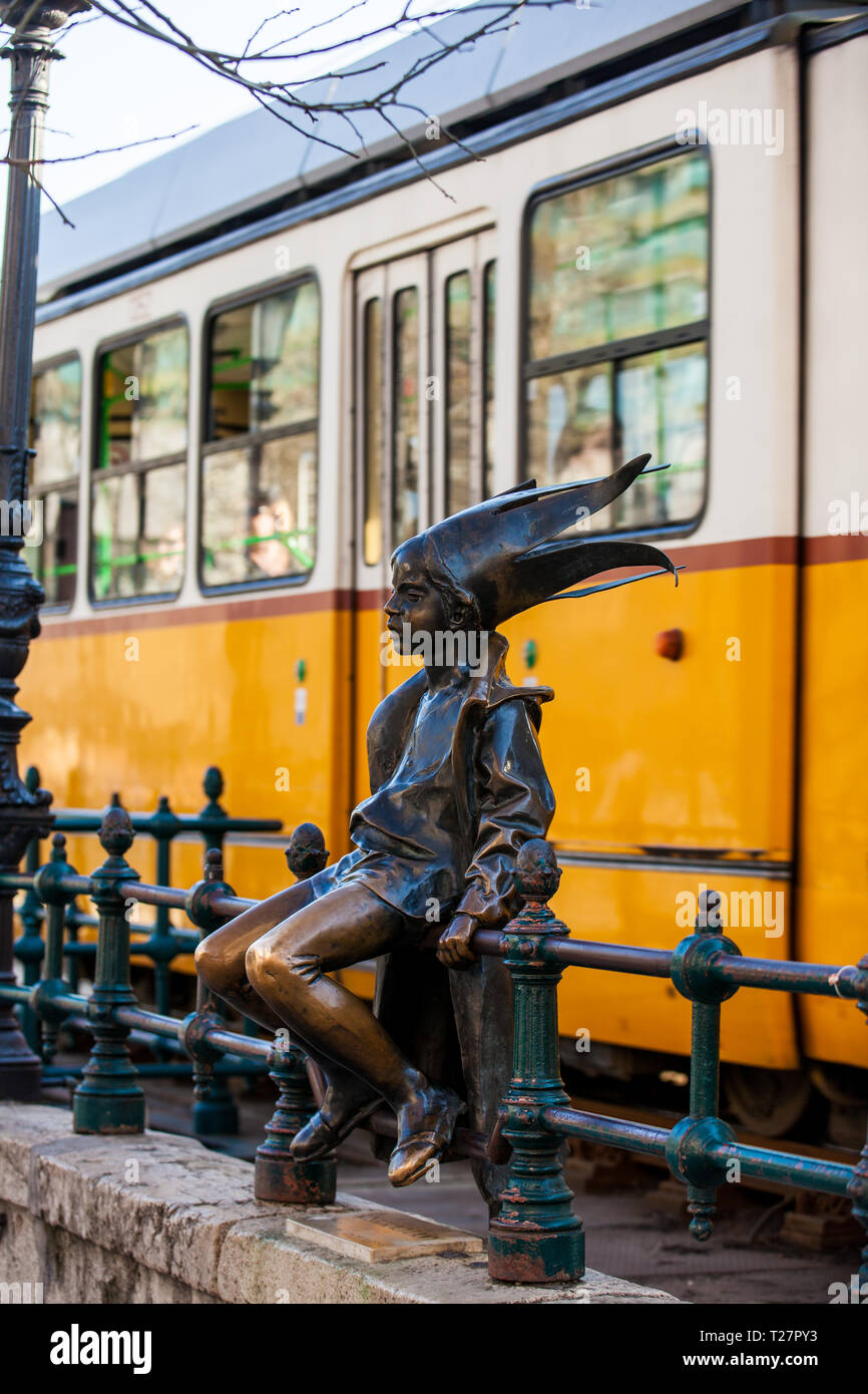 BUDAPEST, HUNGARY - APRIL, 2018: The famous Little Princess statue ...