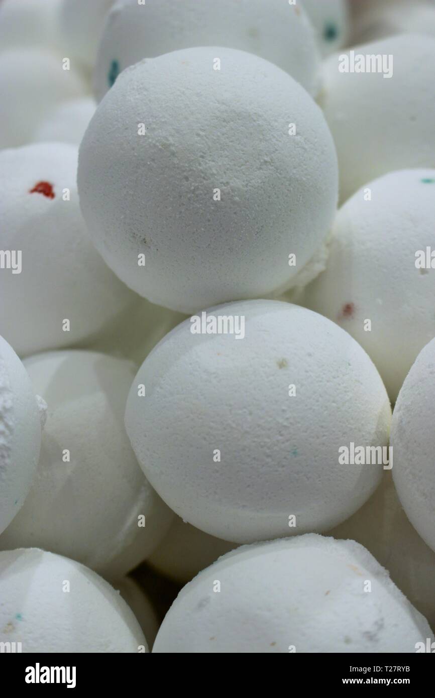 Bath bombs hi-res stock photography and images - Alamy