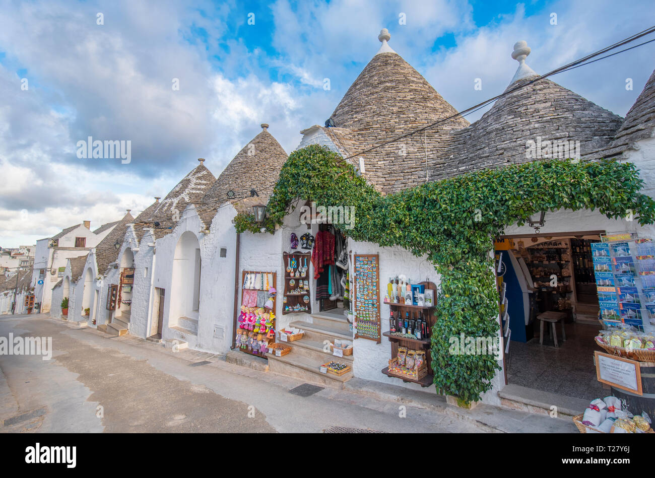 ALBEROBELLO, PUGLIA, ITALY - Alberobello's famous Trulli, the ...