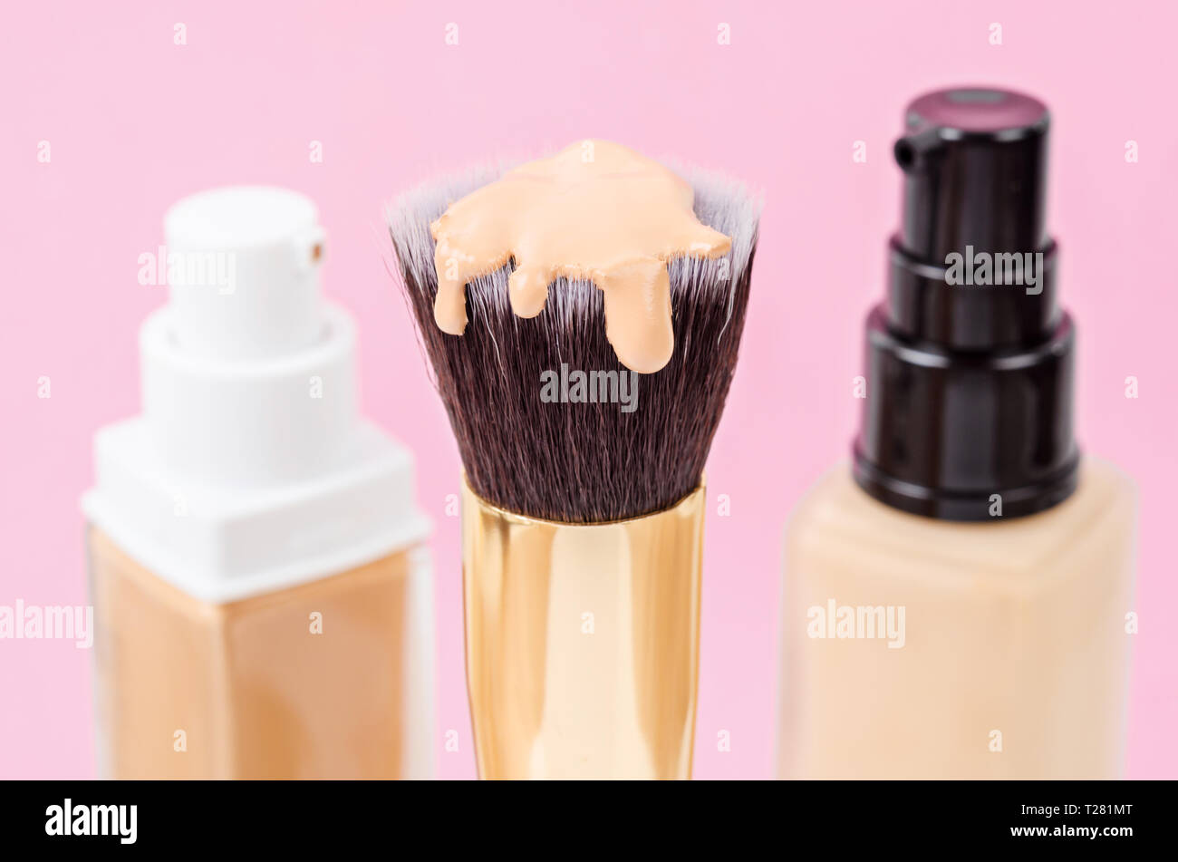 Tan makeup hi-res stock photography and images - Alamy