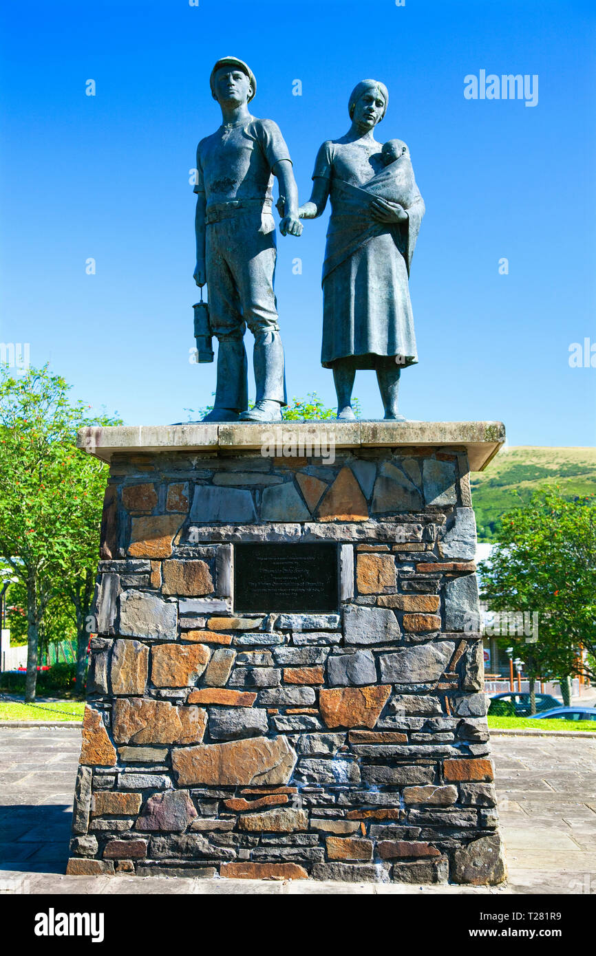 Tonypandy hi-res stock photography and images - Alamy