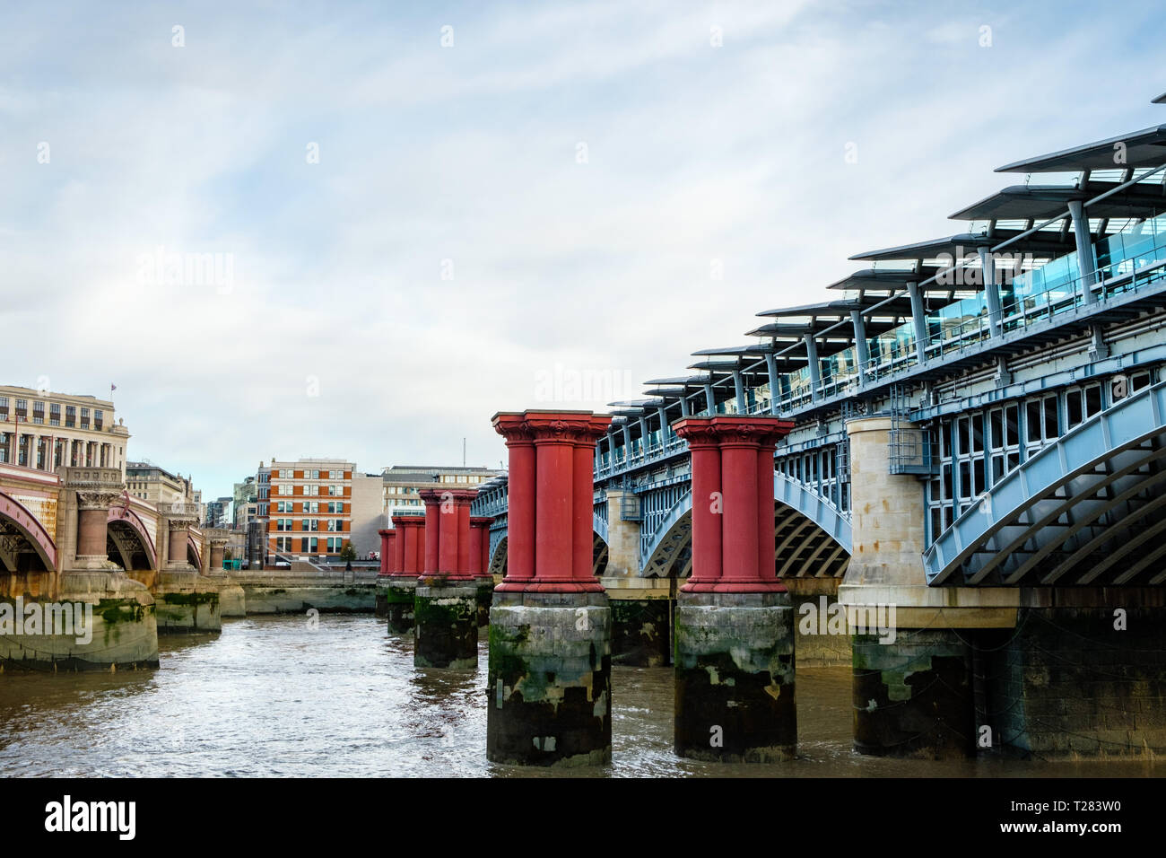 Blackfriars Station, Queen Victoria Street, Blackfriars, London Stock ...