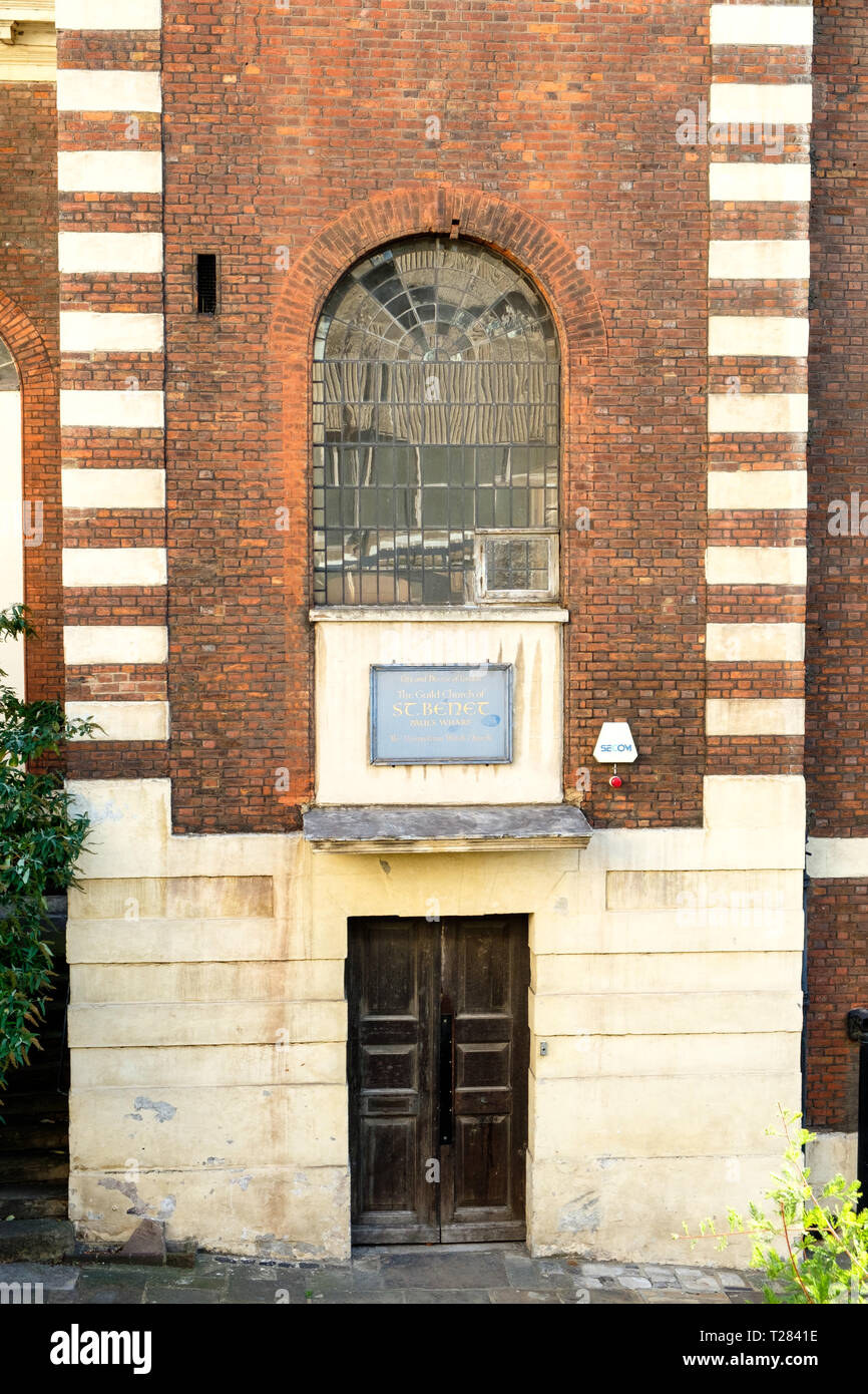 The Church of St Benet, Paul's Wharf, Queenhithe, London Stock Photo ...