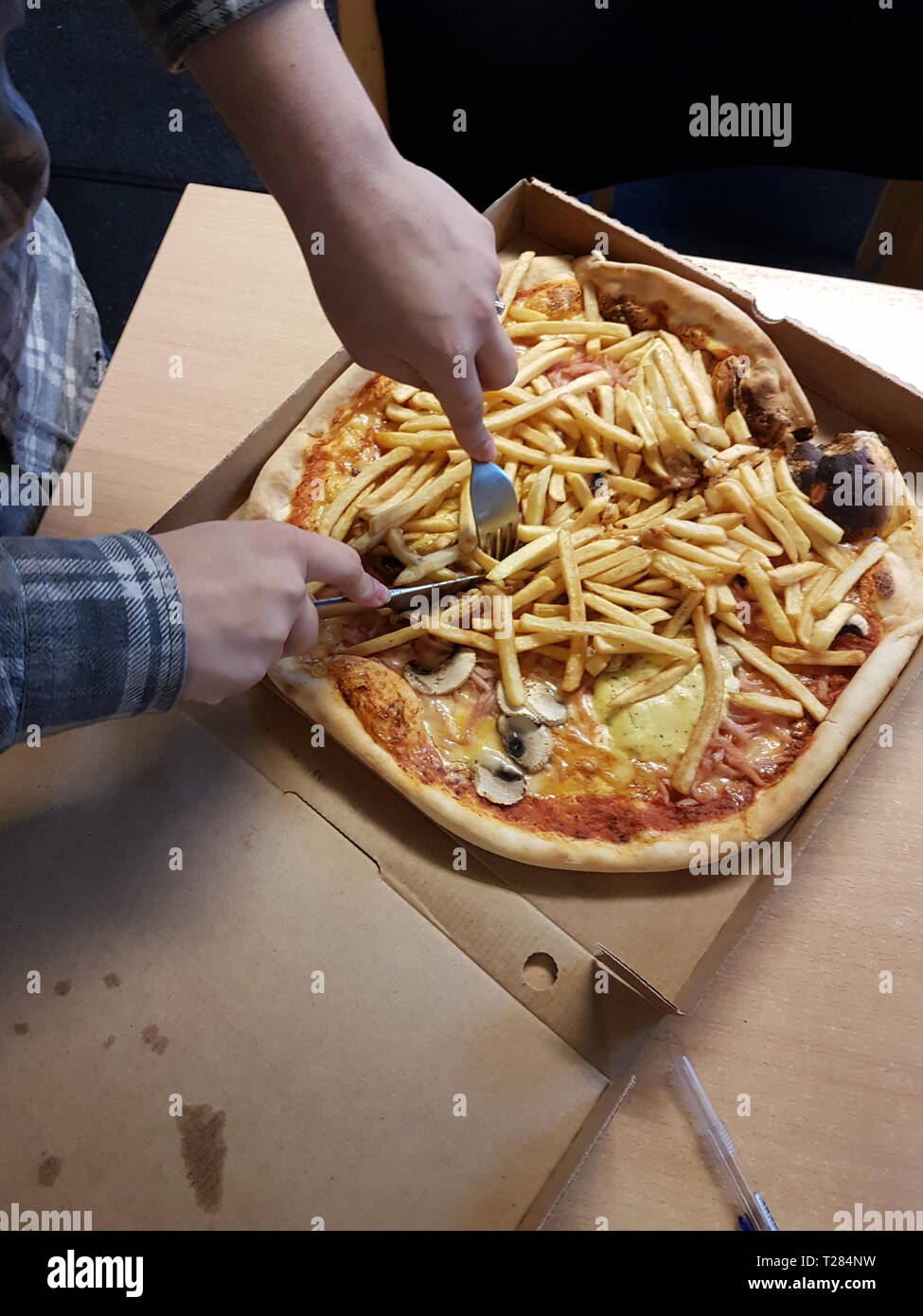 Take away pizza hi-res stock photography and images - Alamy