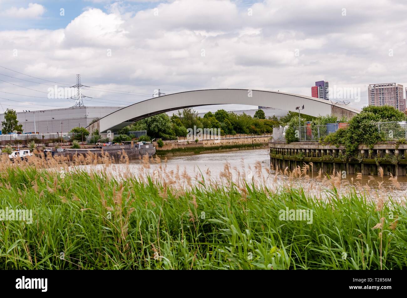 Cody dock bow creek river hi-res stock photography and images - Alamy