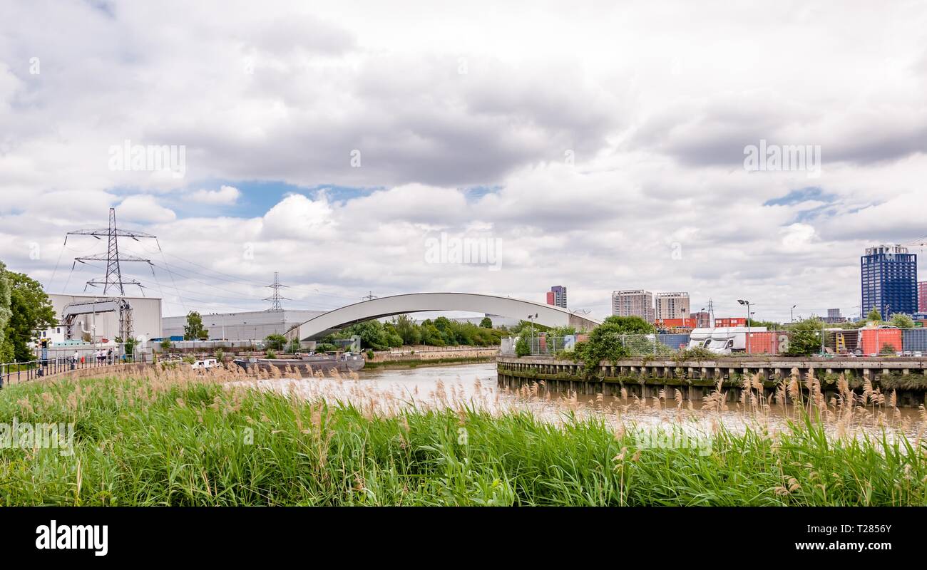 Cody dock bow creek river hi-res stock photography and images - Alamy