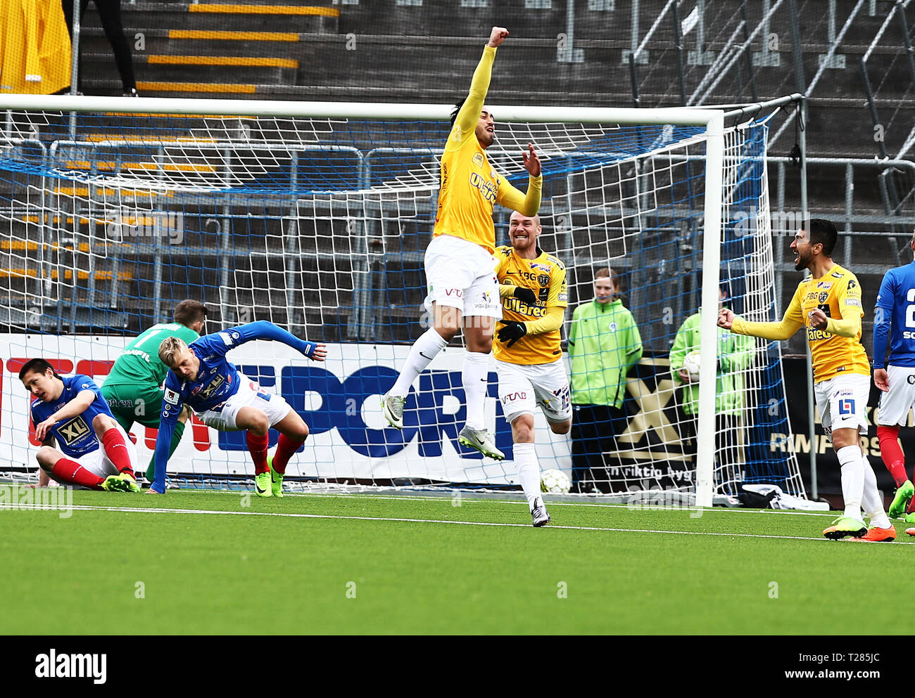 Amin nazari hi-res stock photography and images - Alamy