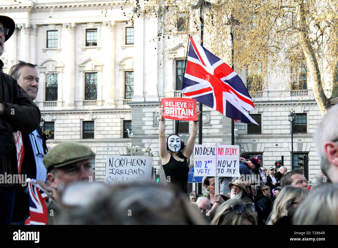 Leave means leave brexit 29 march 2019 hi-res stock photography and ...