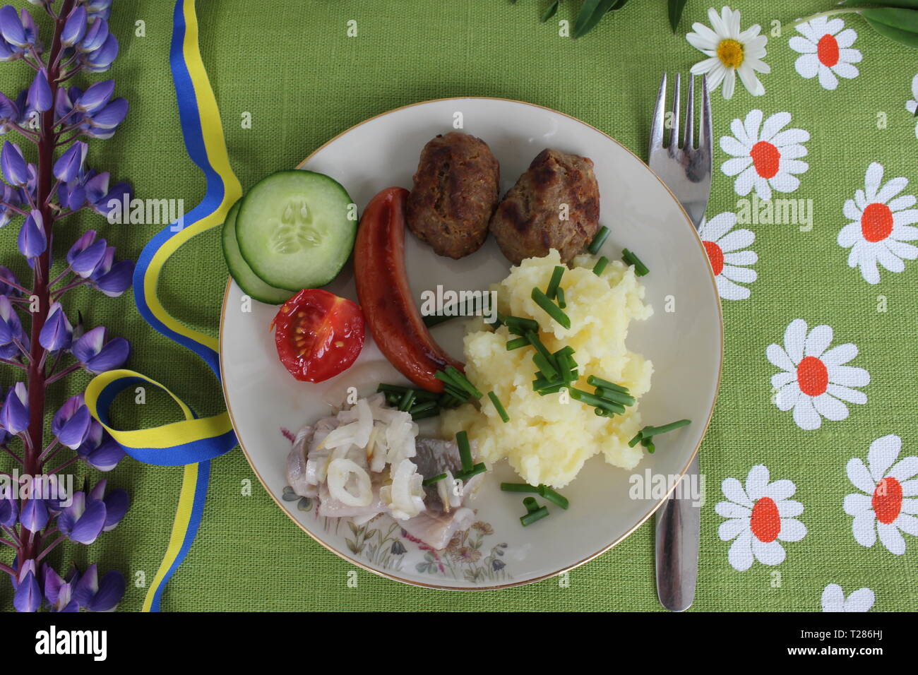 Swedish midsummer hi-res stock photography and images - Alamy