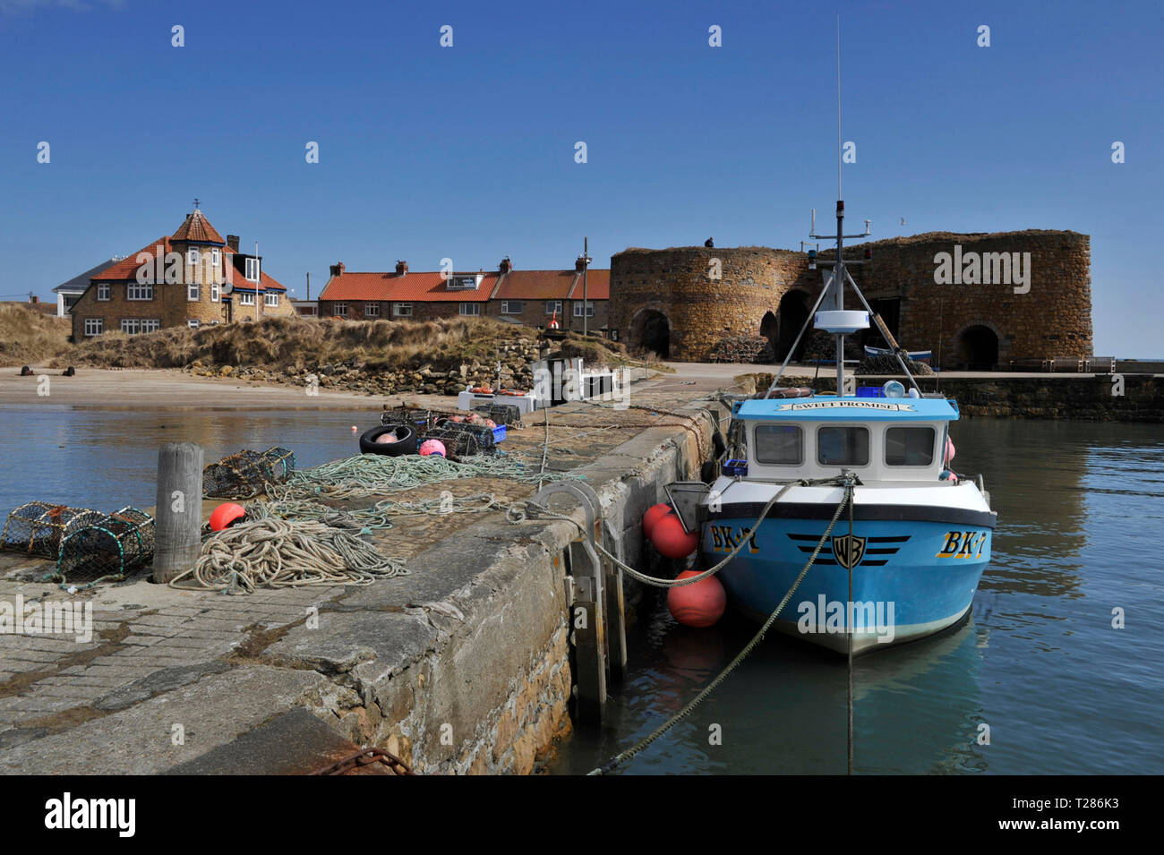 Beadnell Harbour Stock Photo - Alamy
