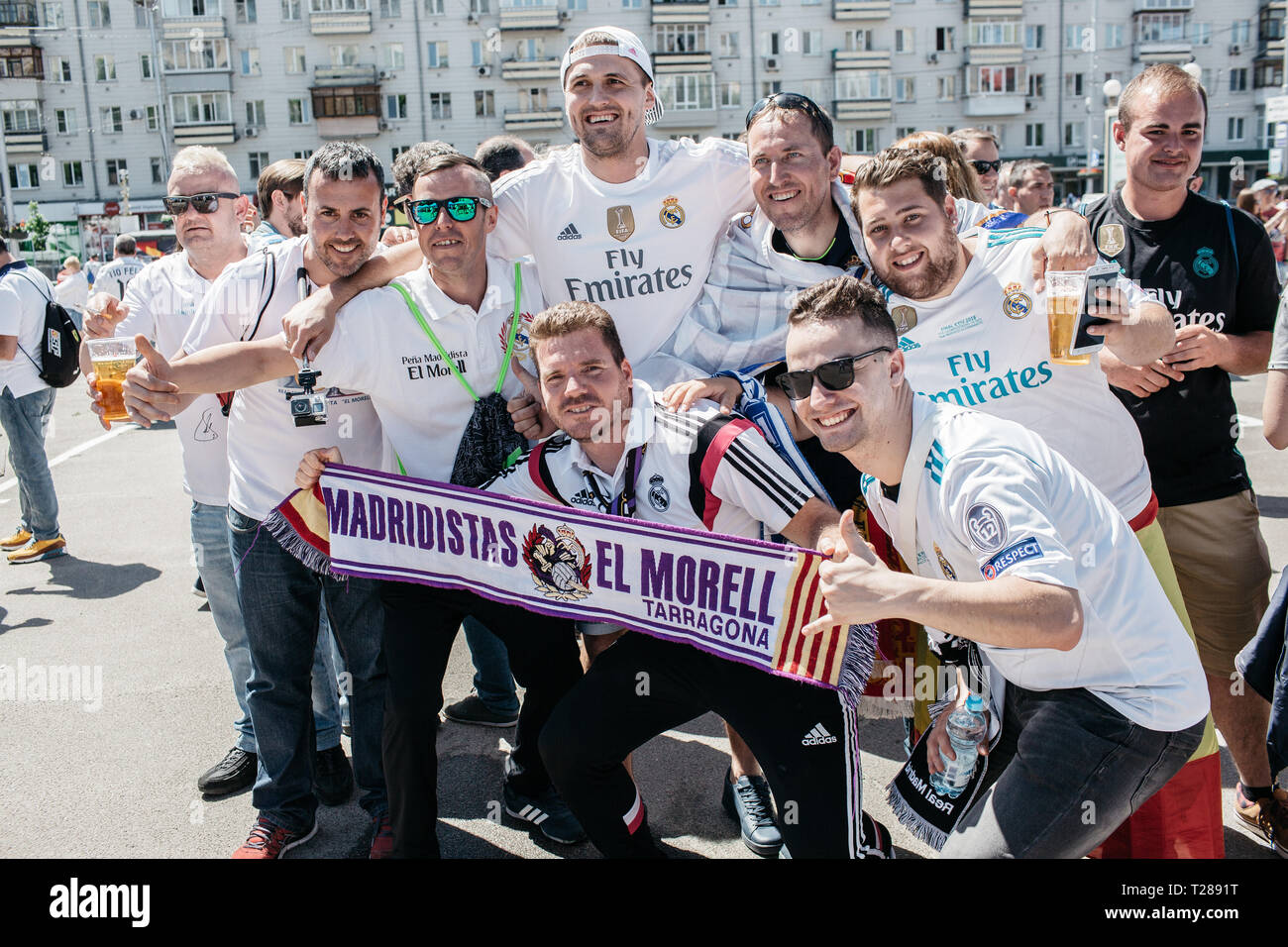 Real Madrid Football fans, UEFA Champions League Final, Olimpiyskiy ...