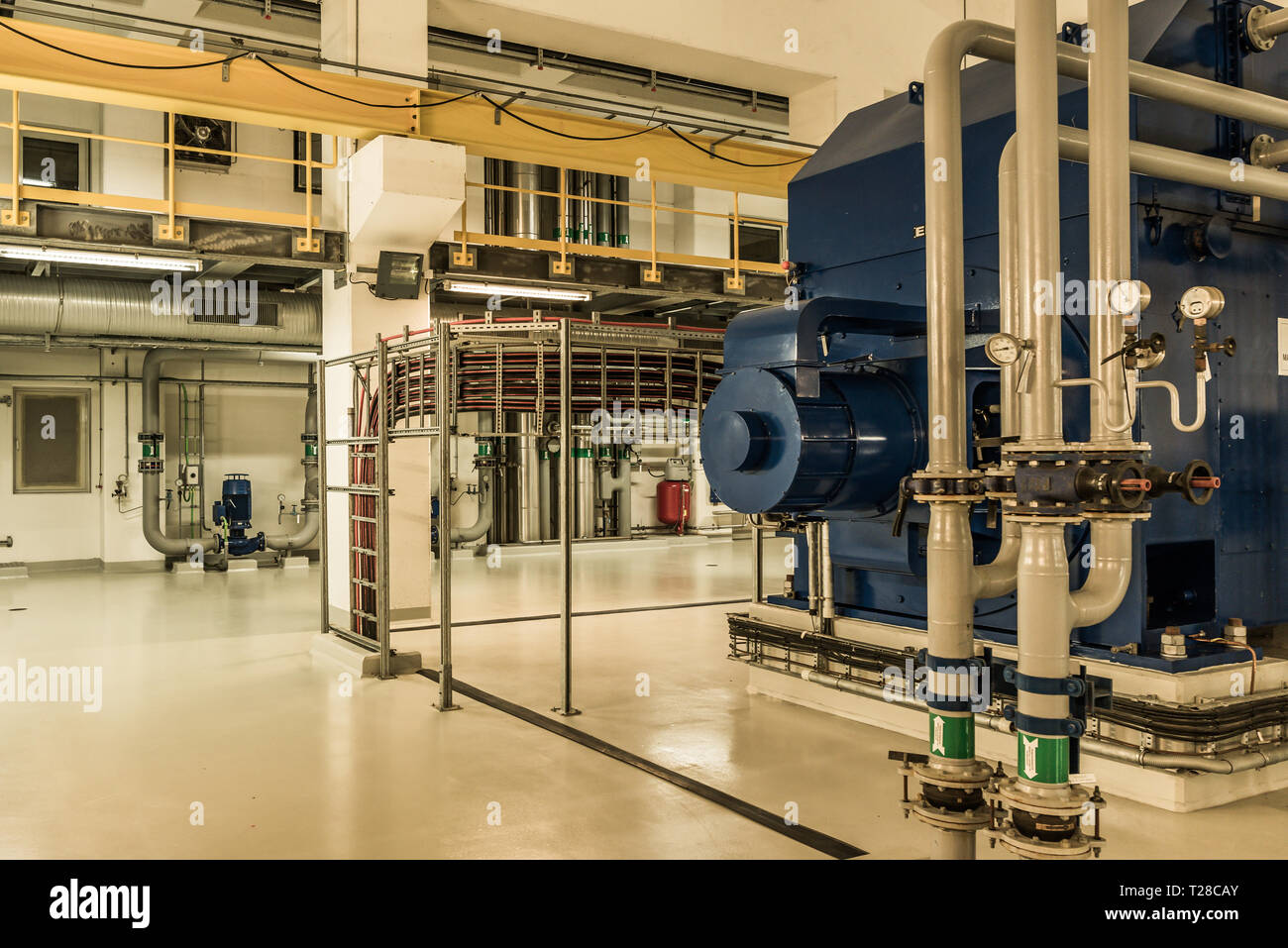 Power station interior pipe hi-res stock photography and images - Alamy