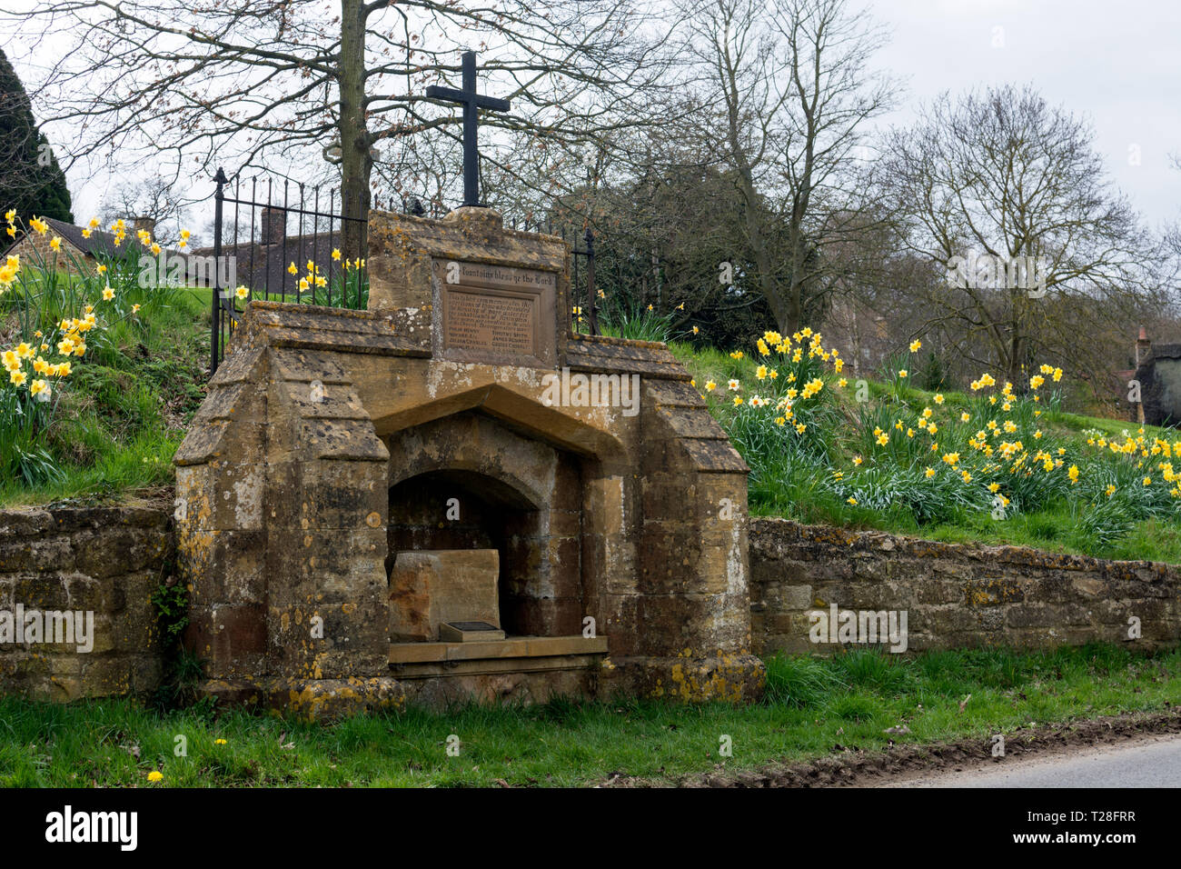 Well spring hi-res stock photography and images - Alamy