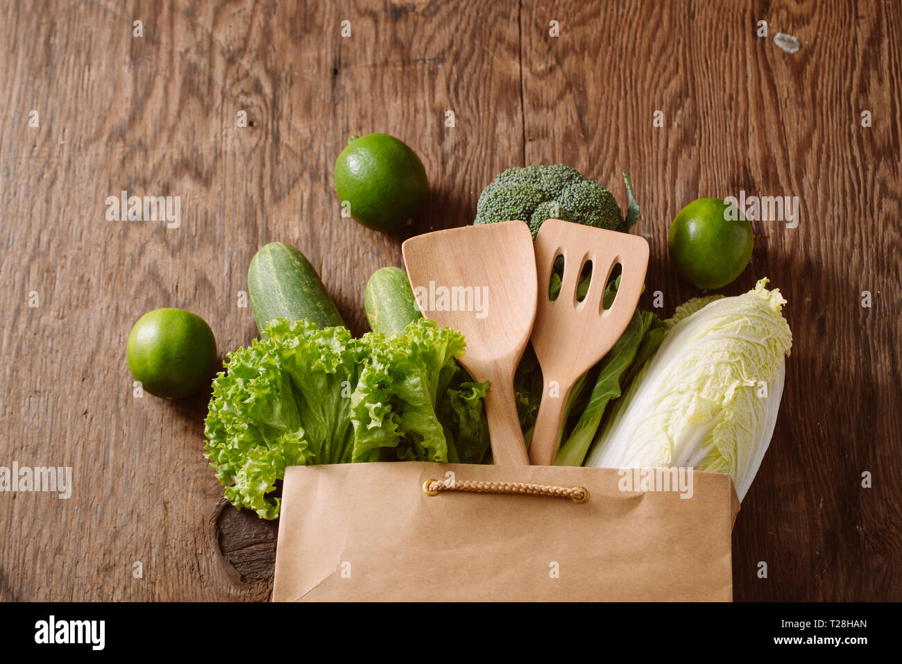 Vegetables in paper bags hi-res stock photography and images - Alamy