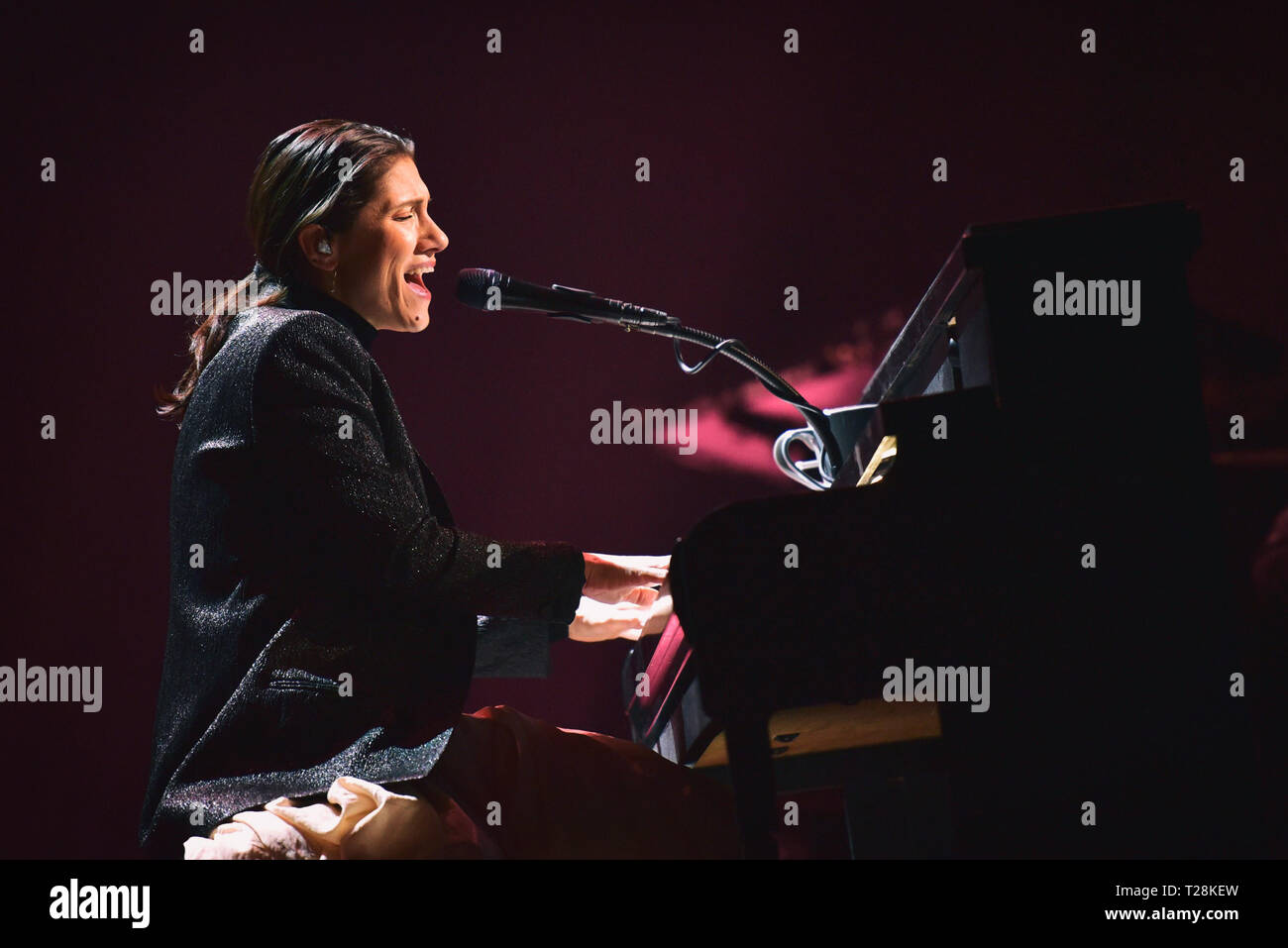 Napoli, Italy. 30th Mar, 2019. The Italian singer- songwriter Elisa ...