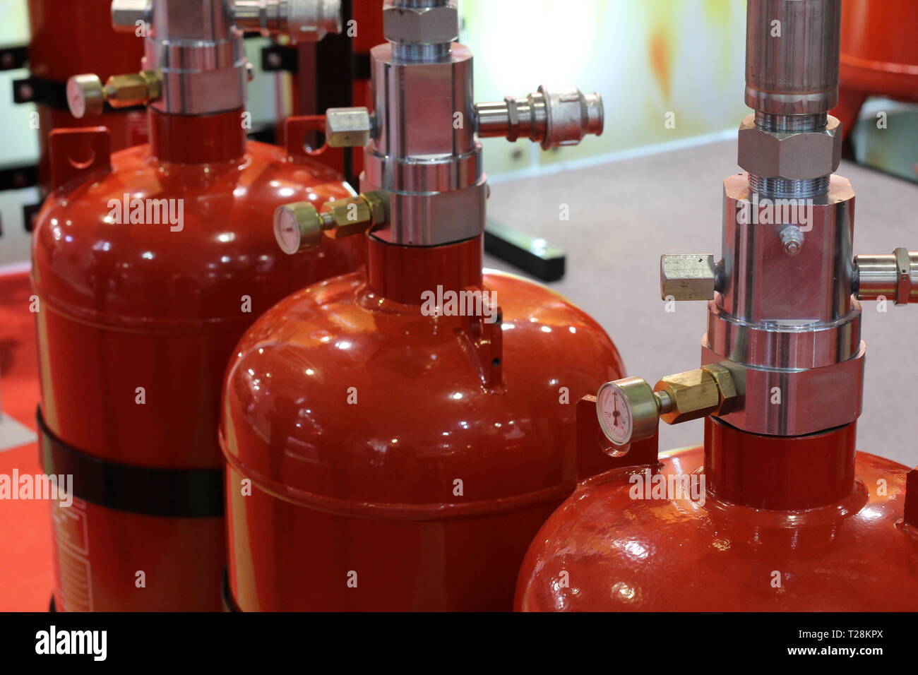 Automatic gas extinguishing installation. Modular gas fire ...