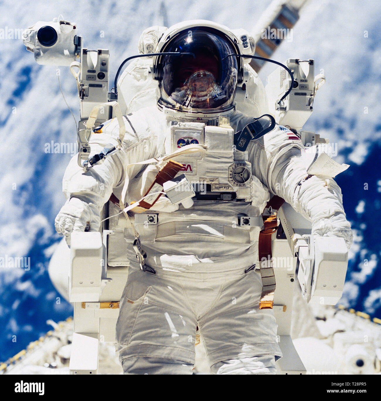 (9 Feb. 1984) --- Astronaut Robert L. Stewart appears to glide a few ...