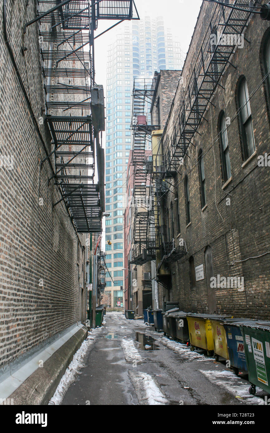Street fire escape ladders hi-res stock photography and images - Alamy