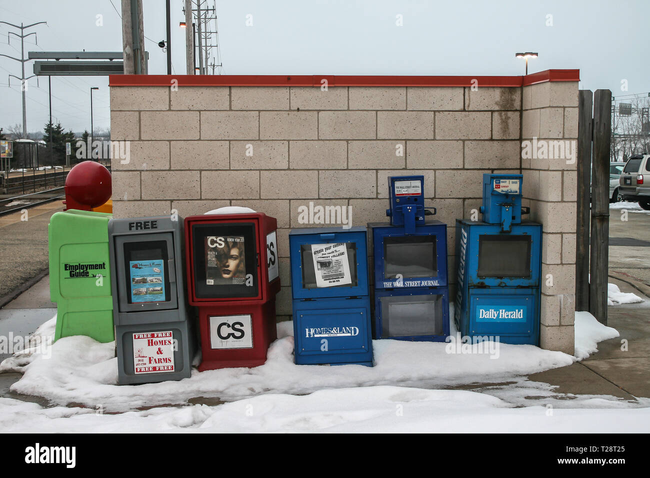 Chicago newspaper boxes hi-res stock photography and images - Alamy