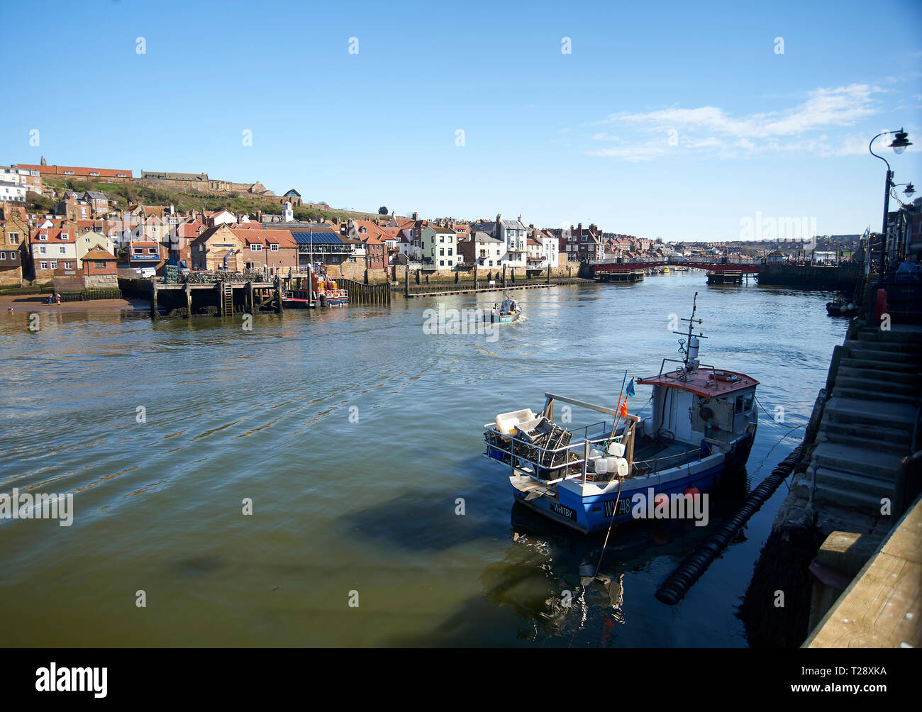 Whitby North Yorkshire High Resolution Stock Photography and Images - Alamy