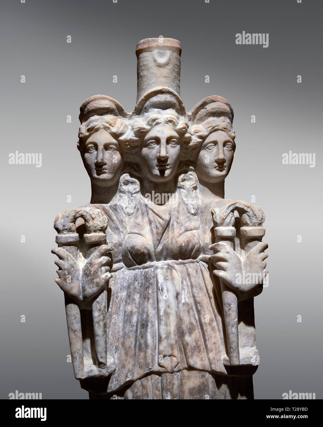 Hecate goddess hi-res stock photography and images - Alamy