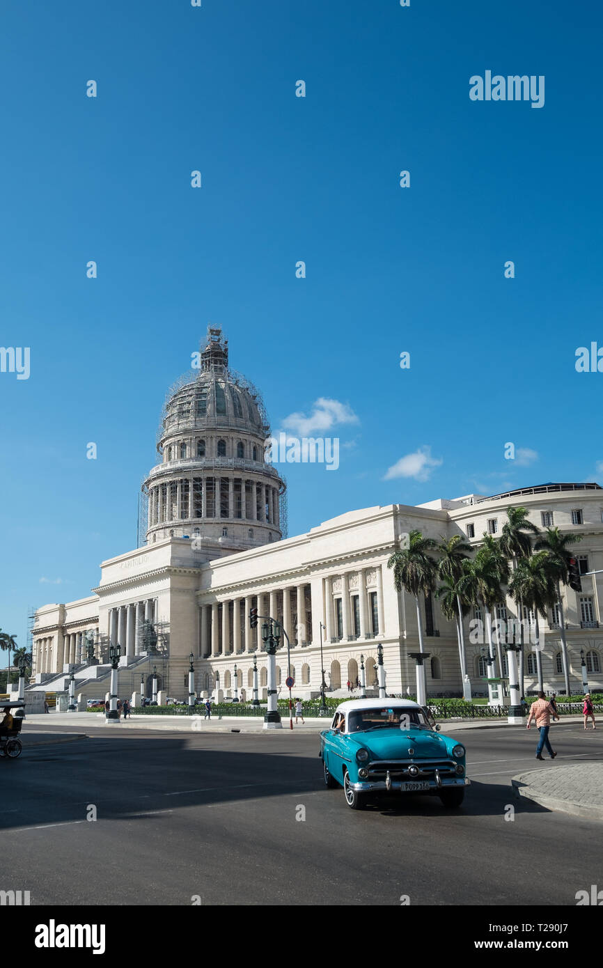 National capital building el capitolio hi-res stock photography and ...