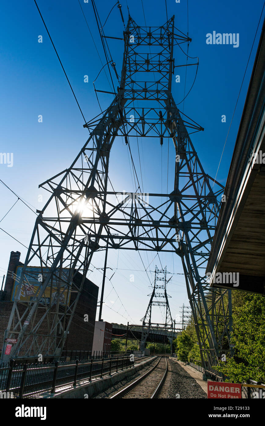 Manayunk; Philadelphia; Pensylvannia, electrial tower over train tracks ...