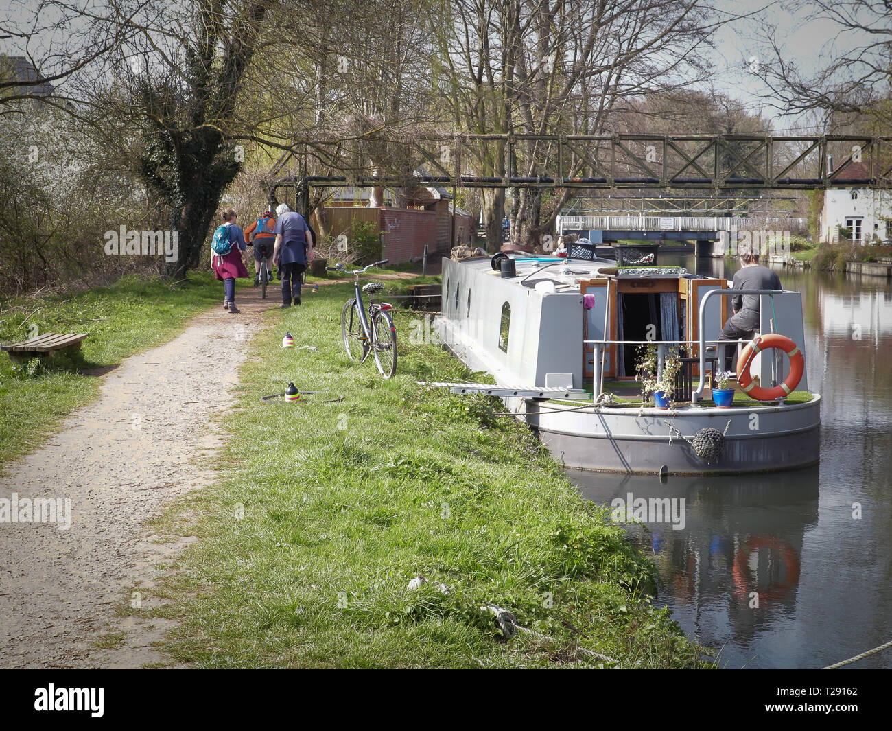 Rowbarge inn hi-res stock photography and images - Alamy