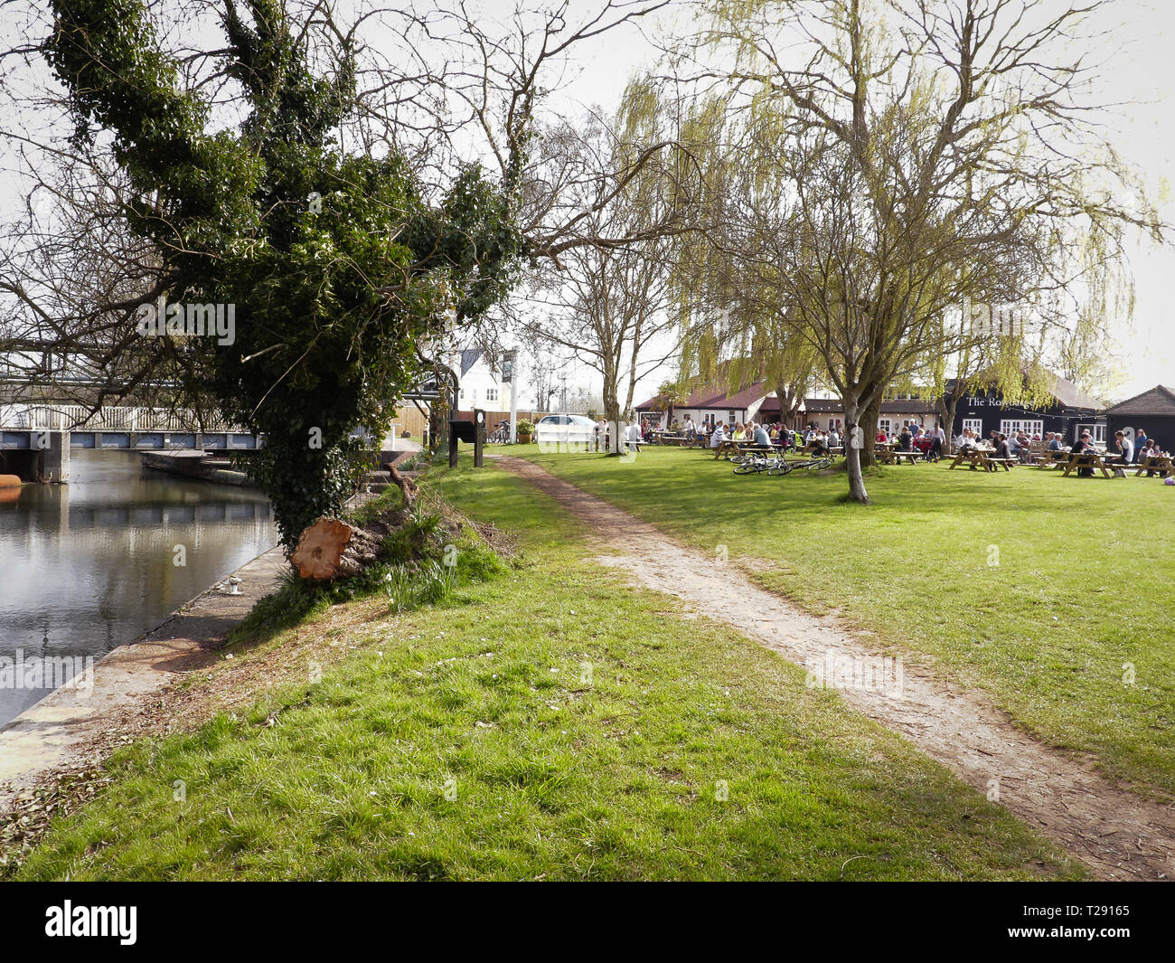 Rowbarge inn hi-res stock photography and images - Alamy