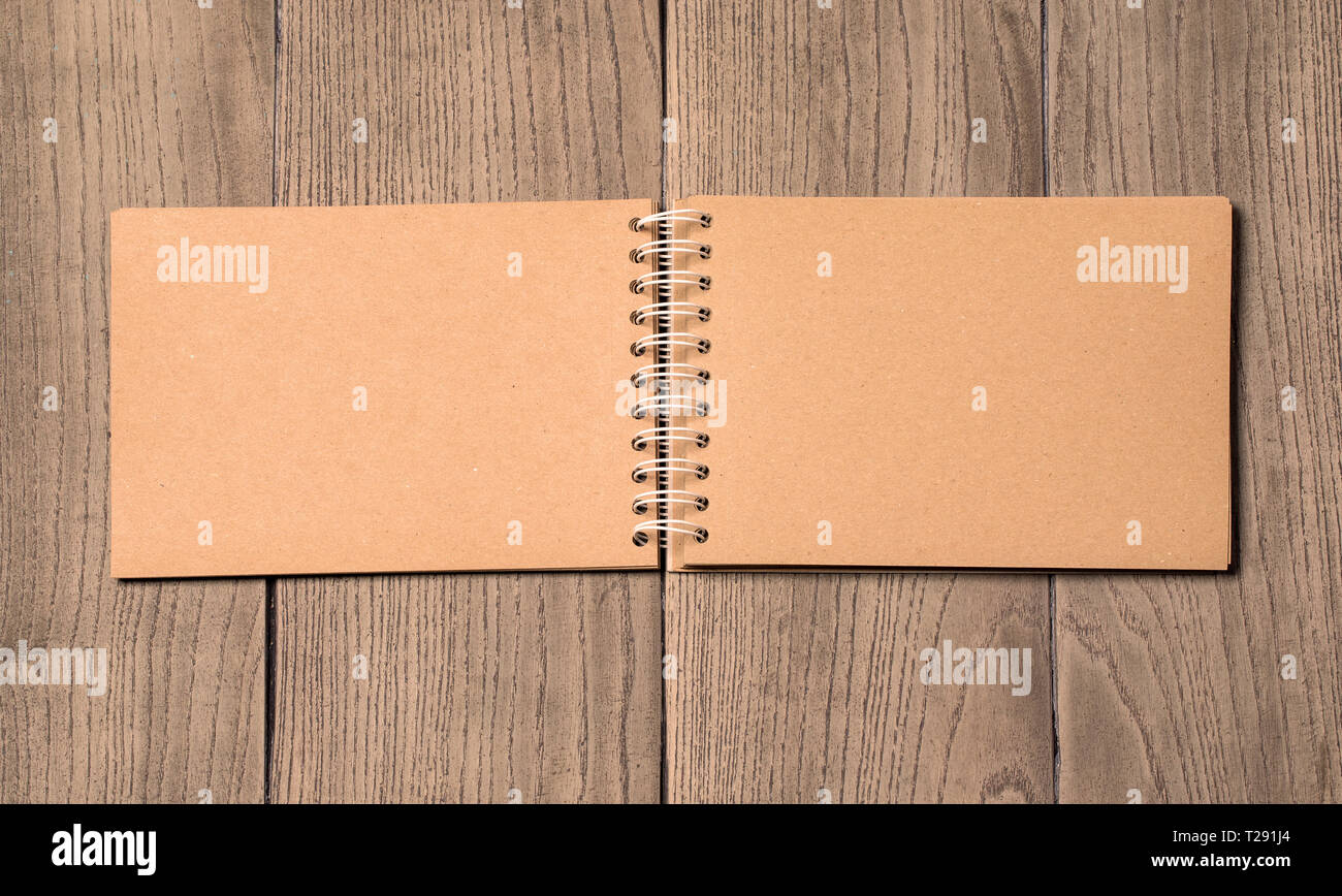 Blank note book hi-res stock photography and images - Alamy