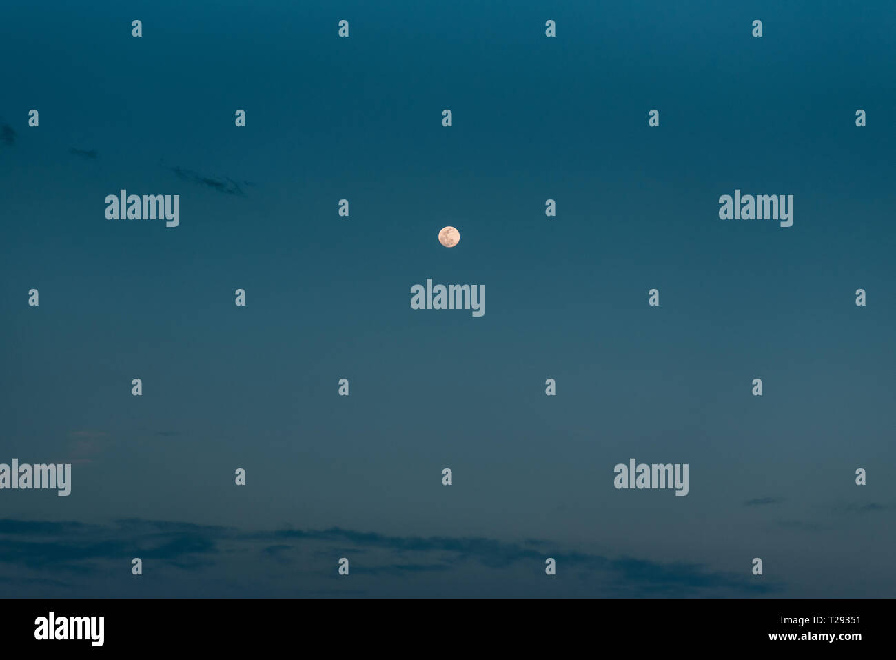 Full moon on blue hi-res stock photography and images - Alamy