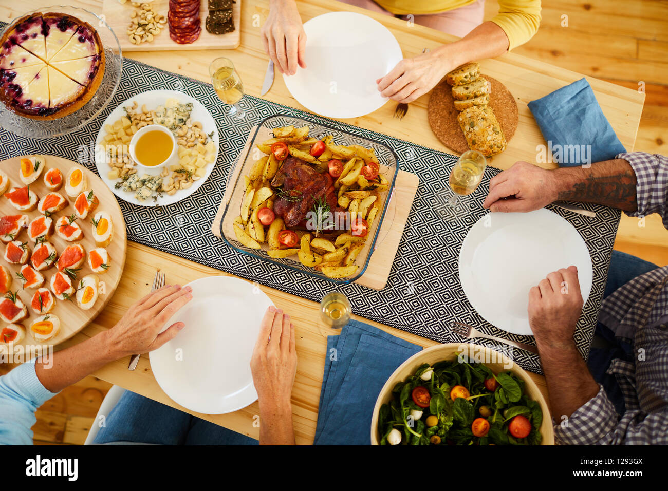Tasty dinner for friends Stock Photo - Alamy