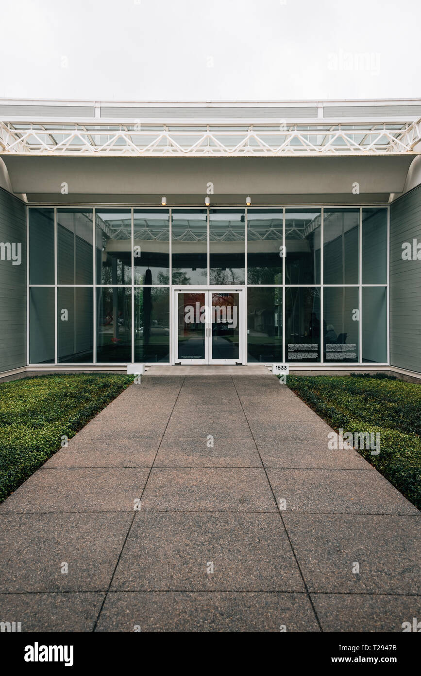 The exterior of the Menil Collection, in Houston, Texas Stock Photo - Alamy