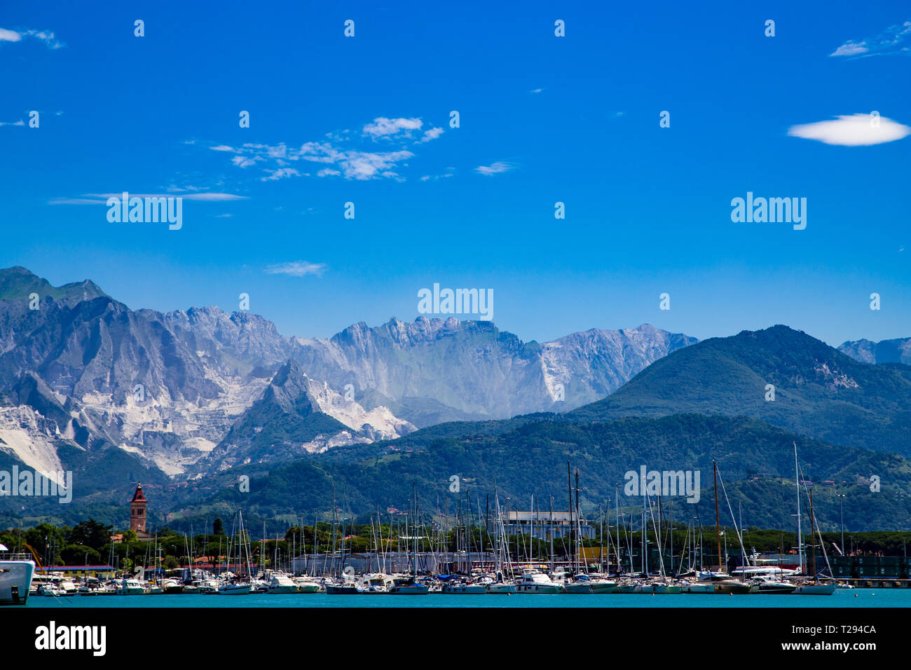 Carrara range hi-res stock photography and images - Alamy