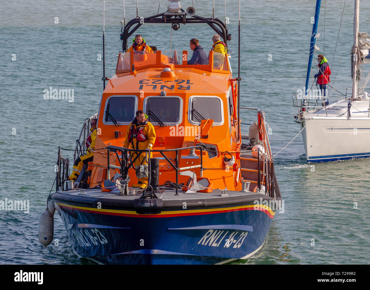 News lifeboat hi-res stock photography and images - Alamy